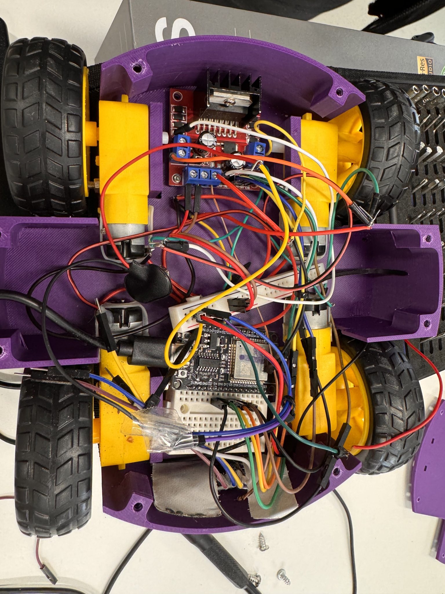 ESP32 RC Car – Portfolio